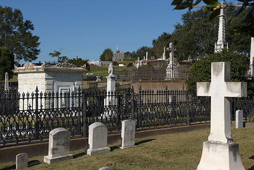 Natchez City Cemetery - Natchez, Mississippi - NatchezTraceTravel.com